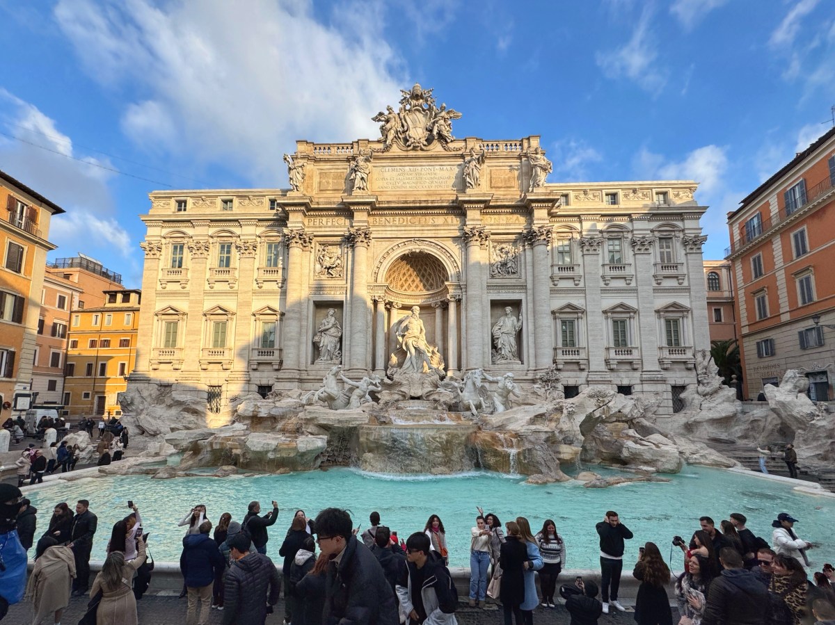 Finding our bearings by open top bus – Ramblings